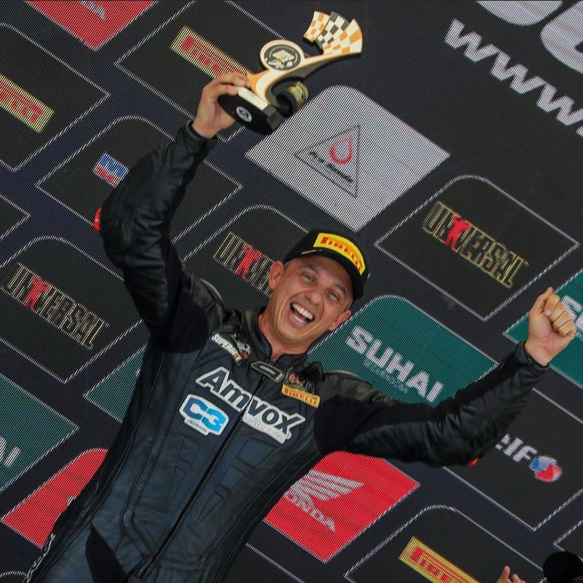 Lucas Bessa vence categoria Light