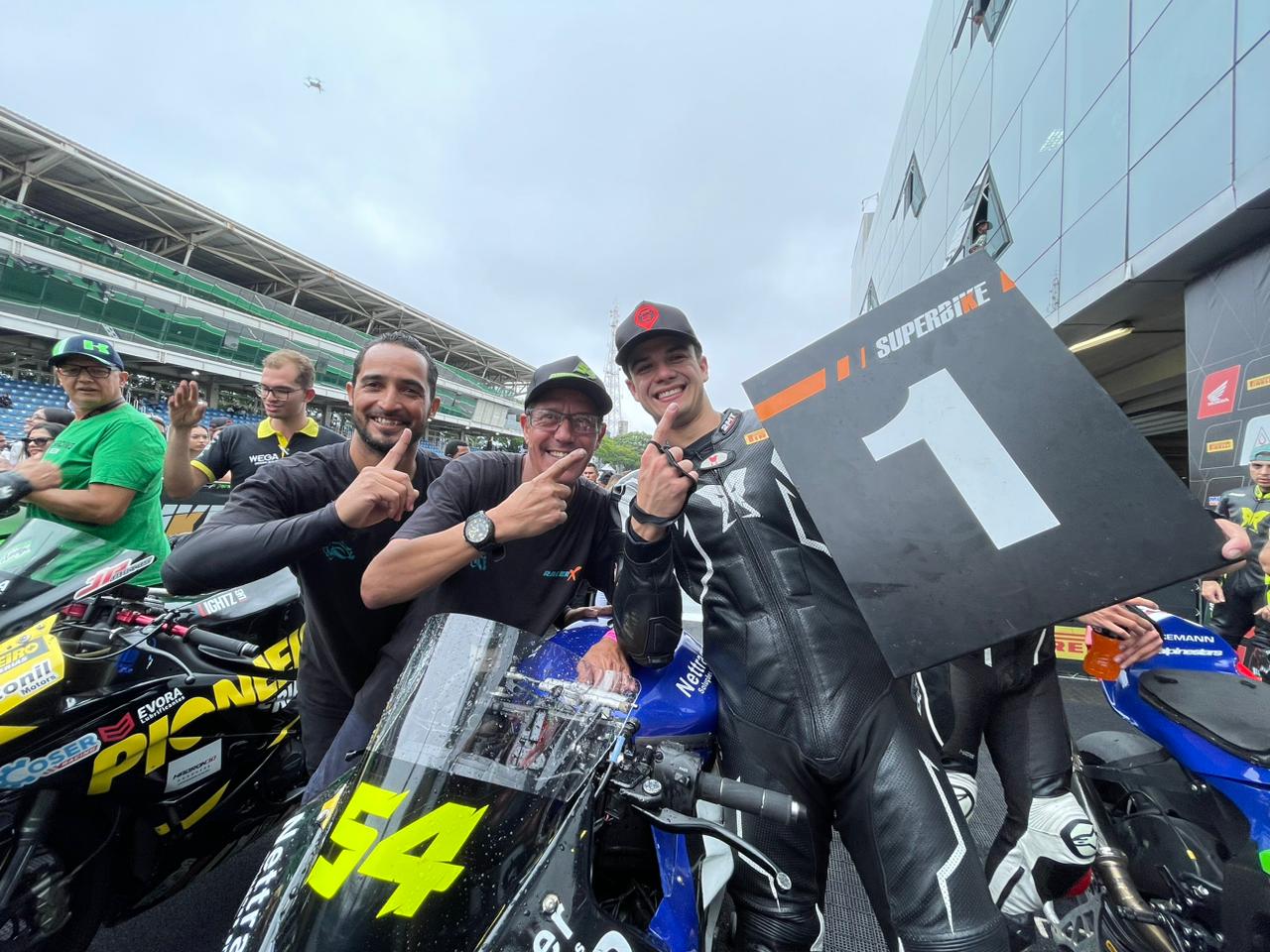 Felipe Macan vence na SuperSport 600cc - Superbike